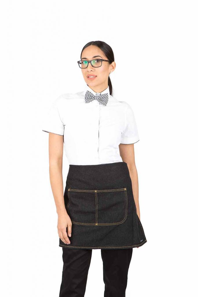 How to Choose the Best Uniform Fabrics for Your Restaurant Staff?