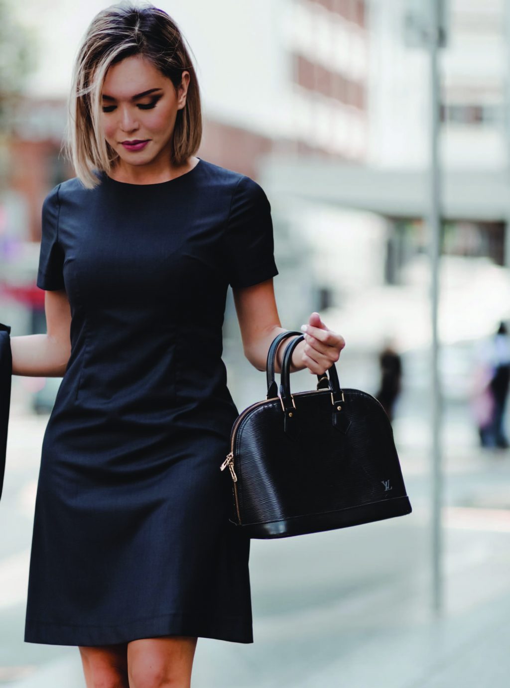 Stylish Dresses That Always Meet Corporate Dress Code Standards Stylish Dresses That Always Meet Corporate Dress Code Standards